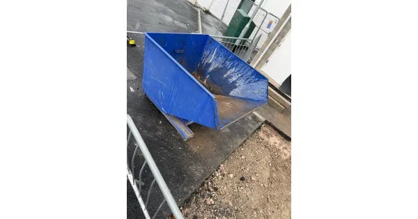 Forklift Self Tipping Skip – Heavy Duty UK Manufactured Roll Forward Skip