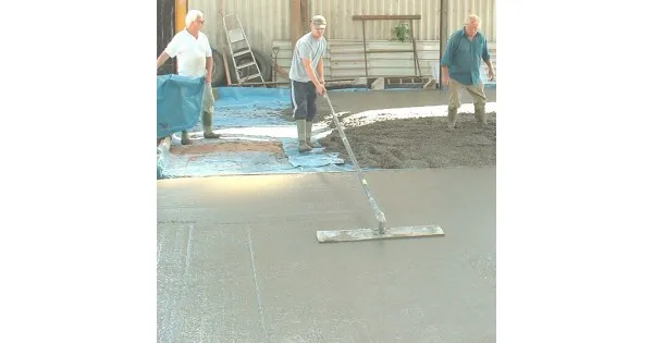 Altrad Belle Easy Bull Float c/w Swivel & Handles