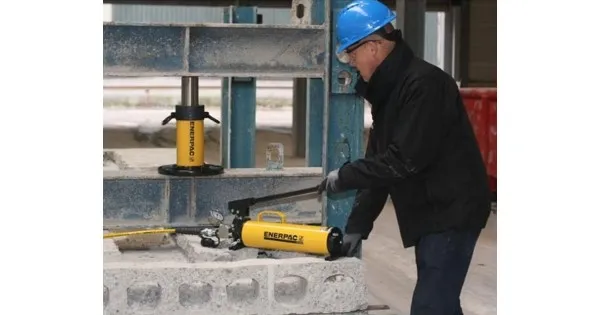 Enerpac P801 Two Speed Ultima Steel Hydraulic Hand Pump