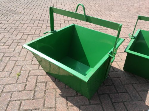 Tipping Buckets 100/150 Litre